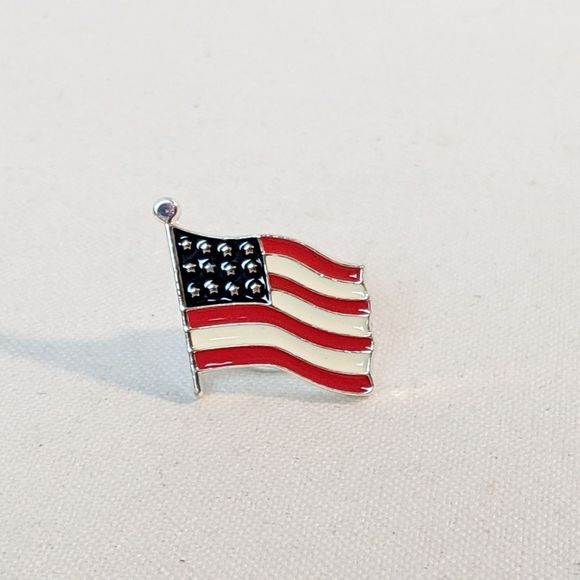 Vintage | Jewelry | Smallamerican Flag Lapel Pin Usa Patriotic New ...